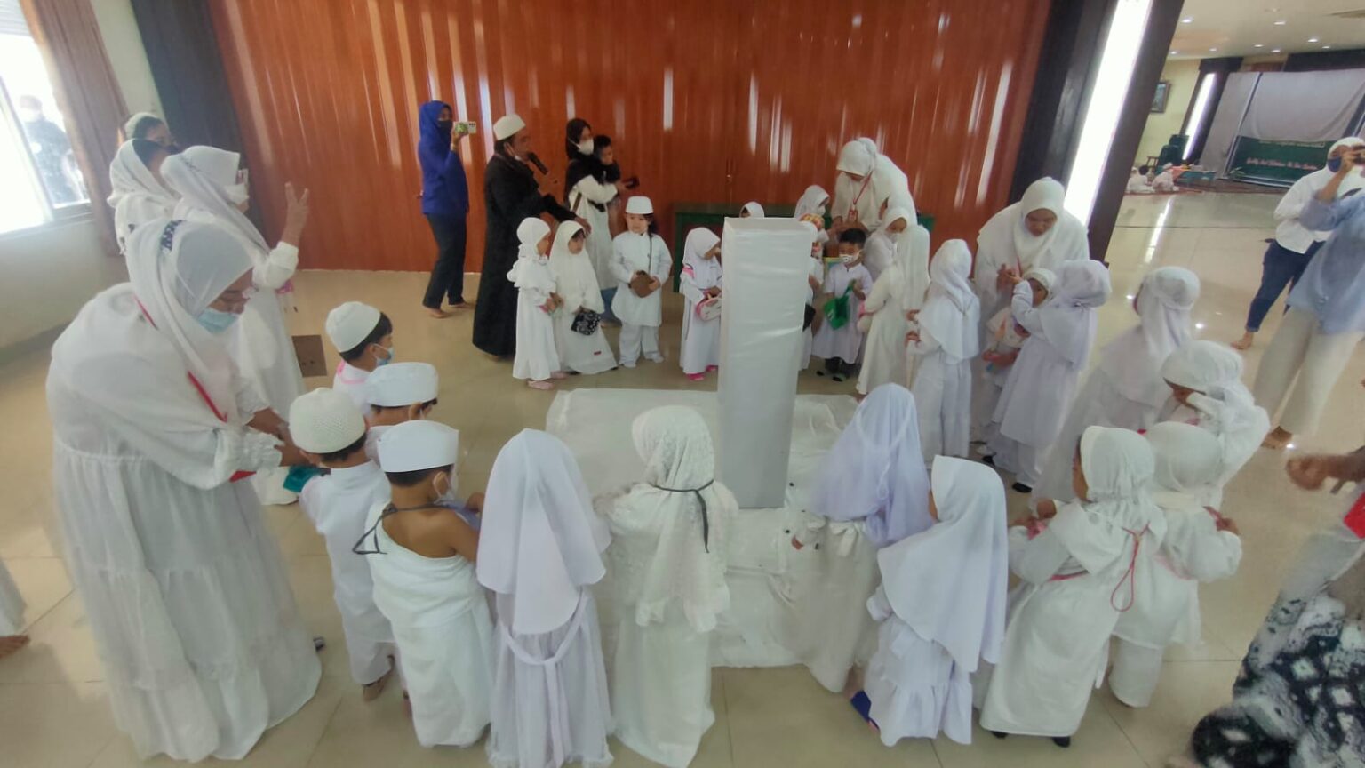 TK Indo Global Mandiri Kenalkan Aktivitas Manasik Haji Sejak Dini ...